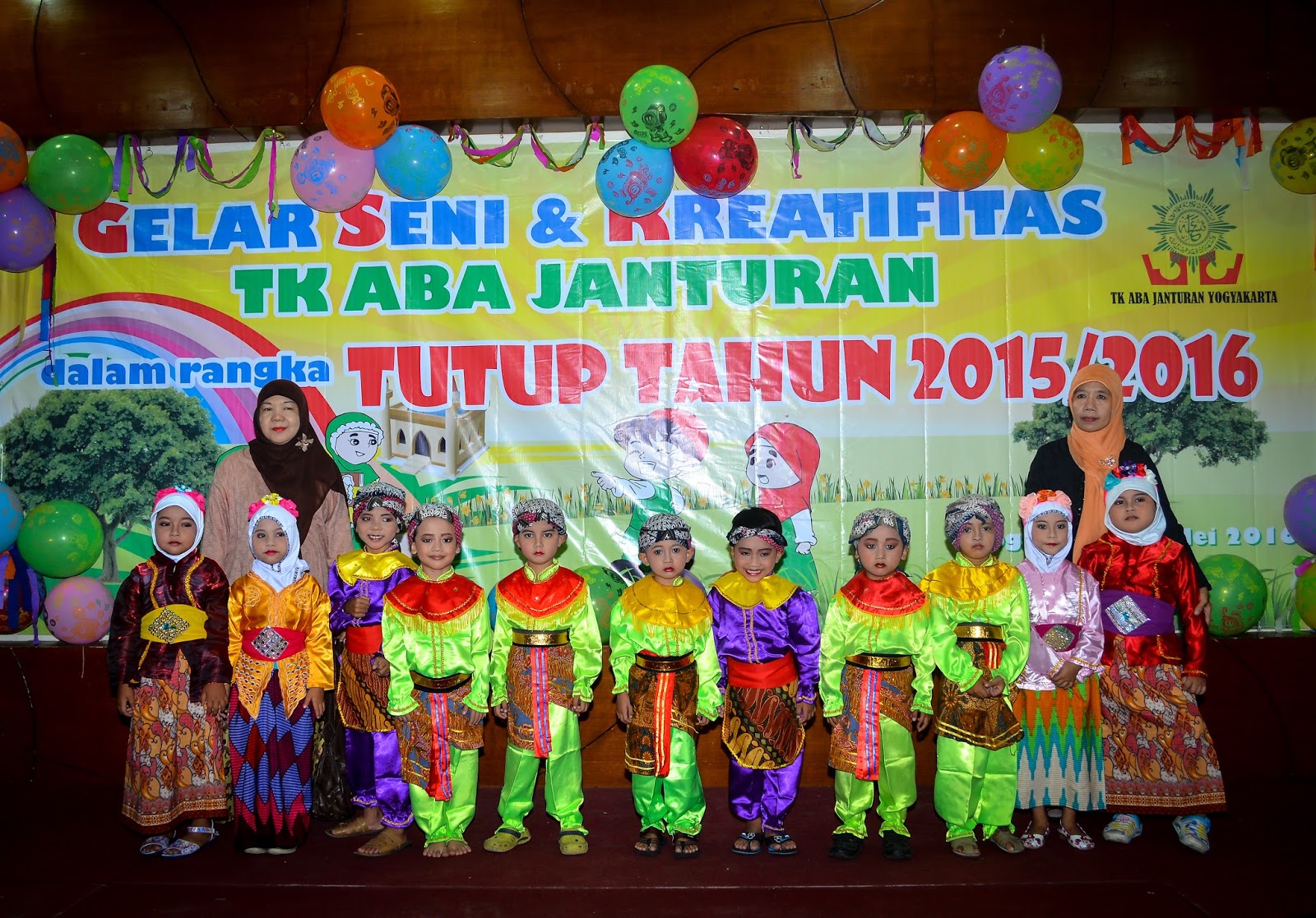 Foto Acara Wisuda TK - IRAWAN FOTOGRAPH