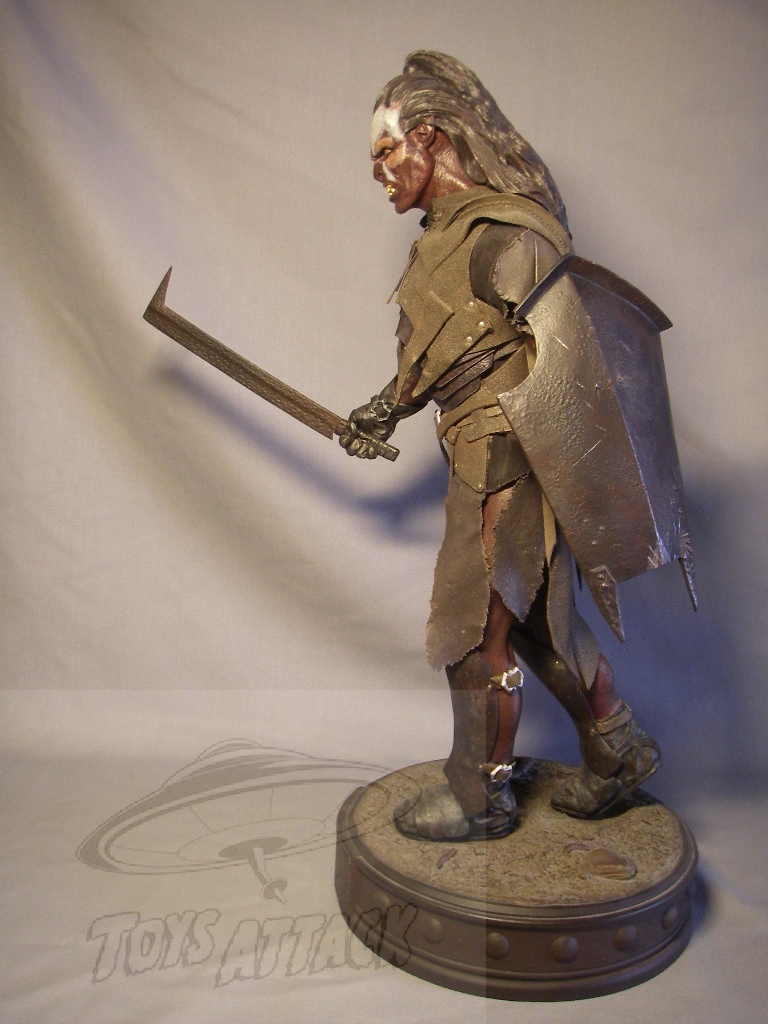Sideshow Lord Of The Rings Fellowship Of The Rings Statue Lurtz Uruk ...