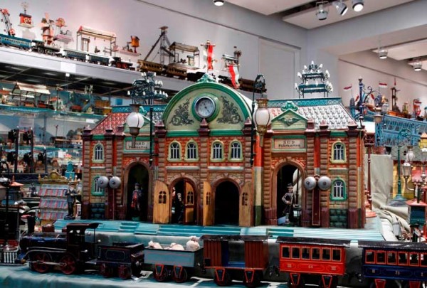 Funny Magazine ! A Magazine of Fun and Entertainment: World’s Biggest ...