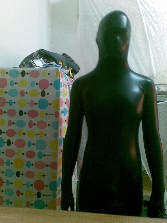 A Zentai Blog: Shiny Metallic And Camouflage Zentai