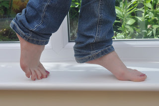 Mouse Droppings: Free Fall