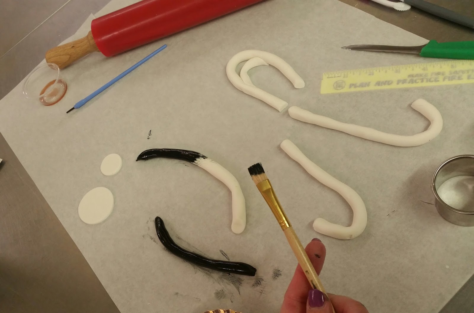 The Madness of Madam Buttercream: Take a forkful of cake and call me in ...