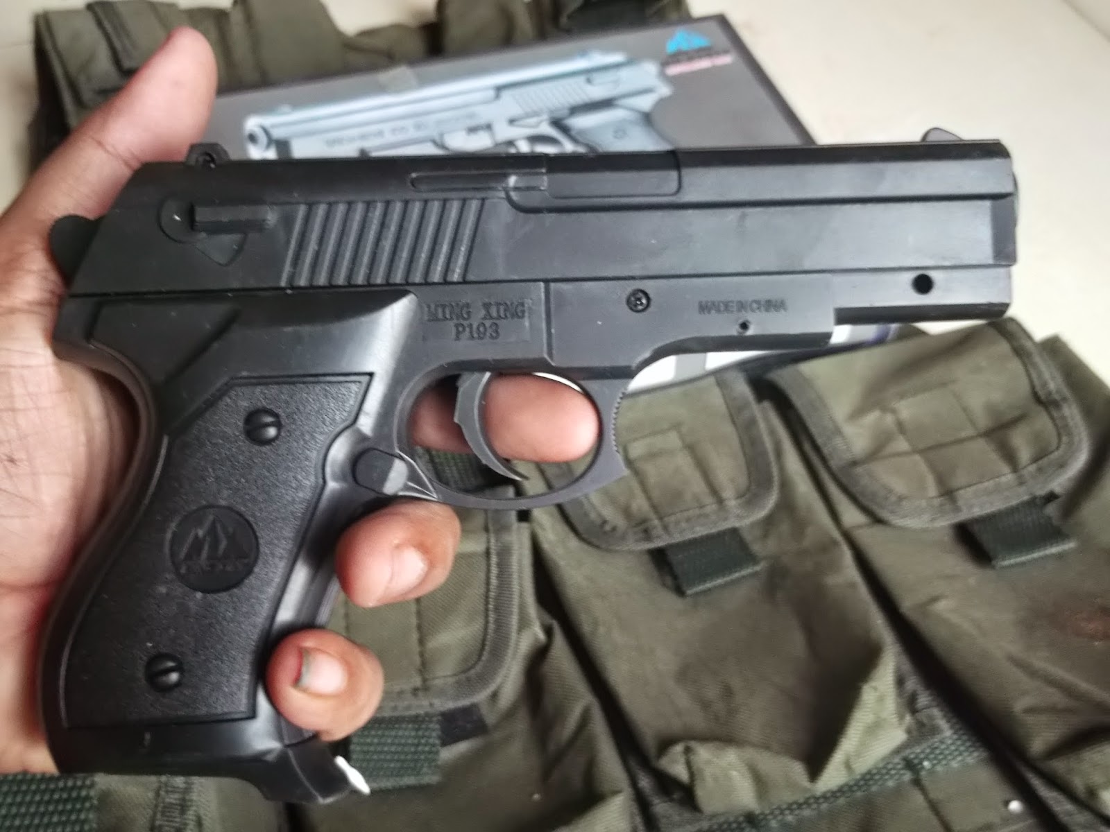 MODEL SENAPAN ANGIN: airsoft gun pistol murah