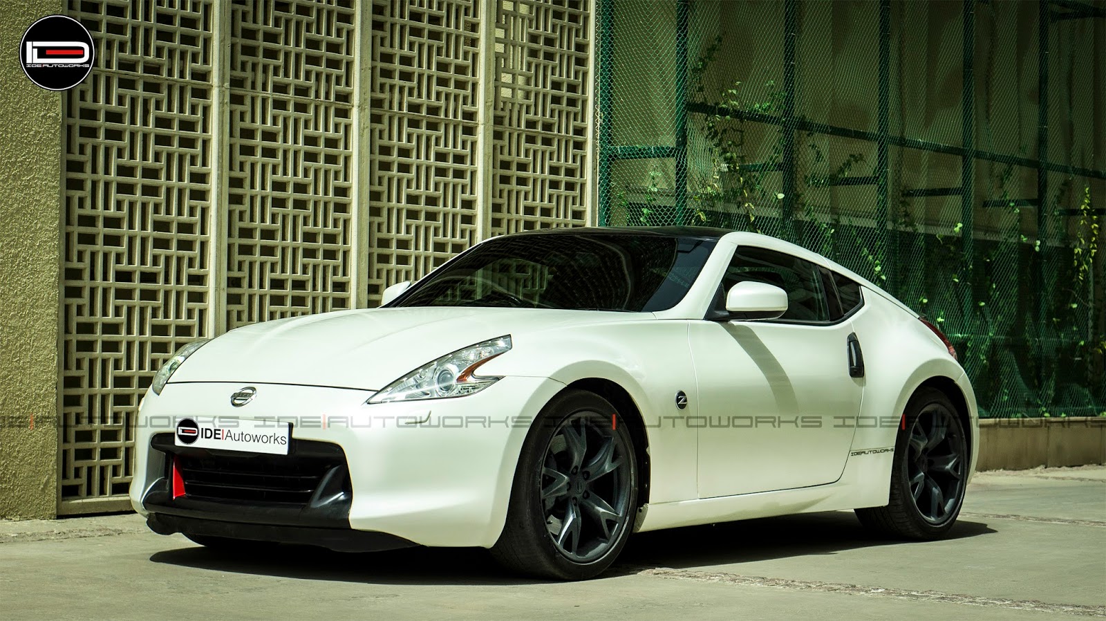 Nissan 370Z wrapped in Satin Pearl White | Best Autos Toyota Diesel Car ...