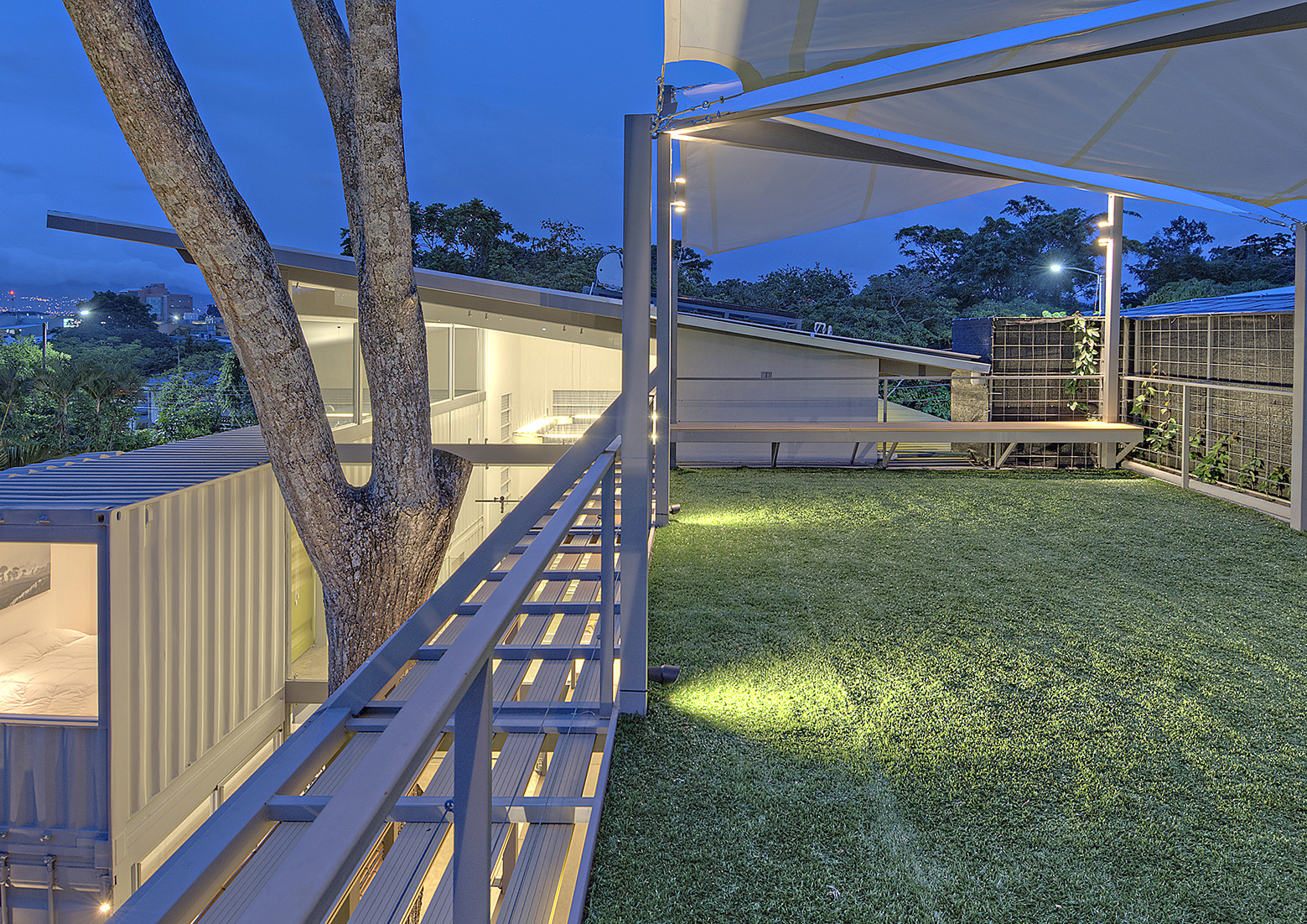 Shipping Container Homes & Buildings: Beautiful Shipping Container Home ...