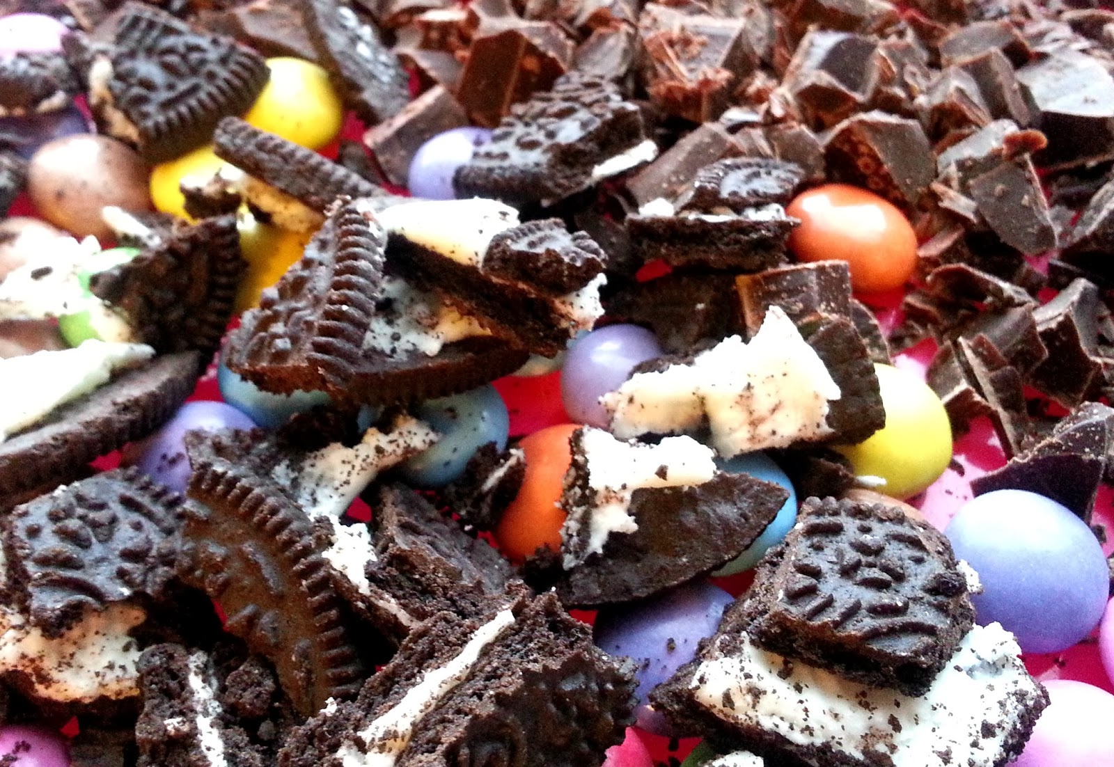 My sugar coated life...: Sweet loaded cookie bars