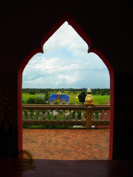 WEBSANOM - เว็บสนม: พระธาตุเรืองรอง ( Pra That Reung Rong )