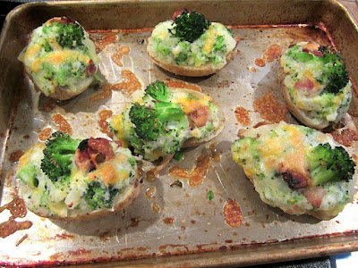 Stuffed Potatoes w/ Broccoli, Cheddar & Bacon