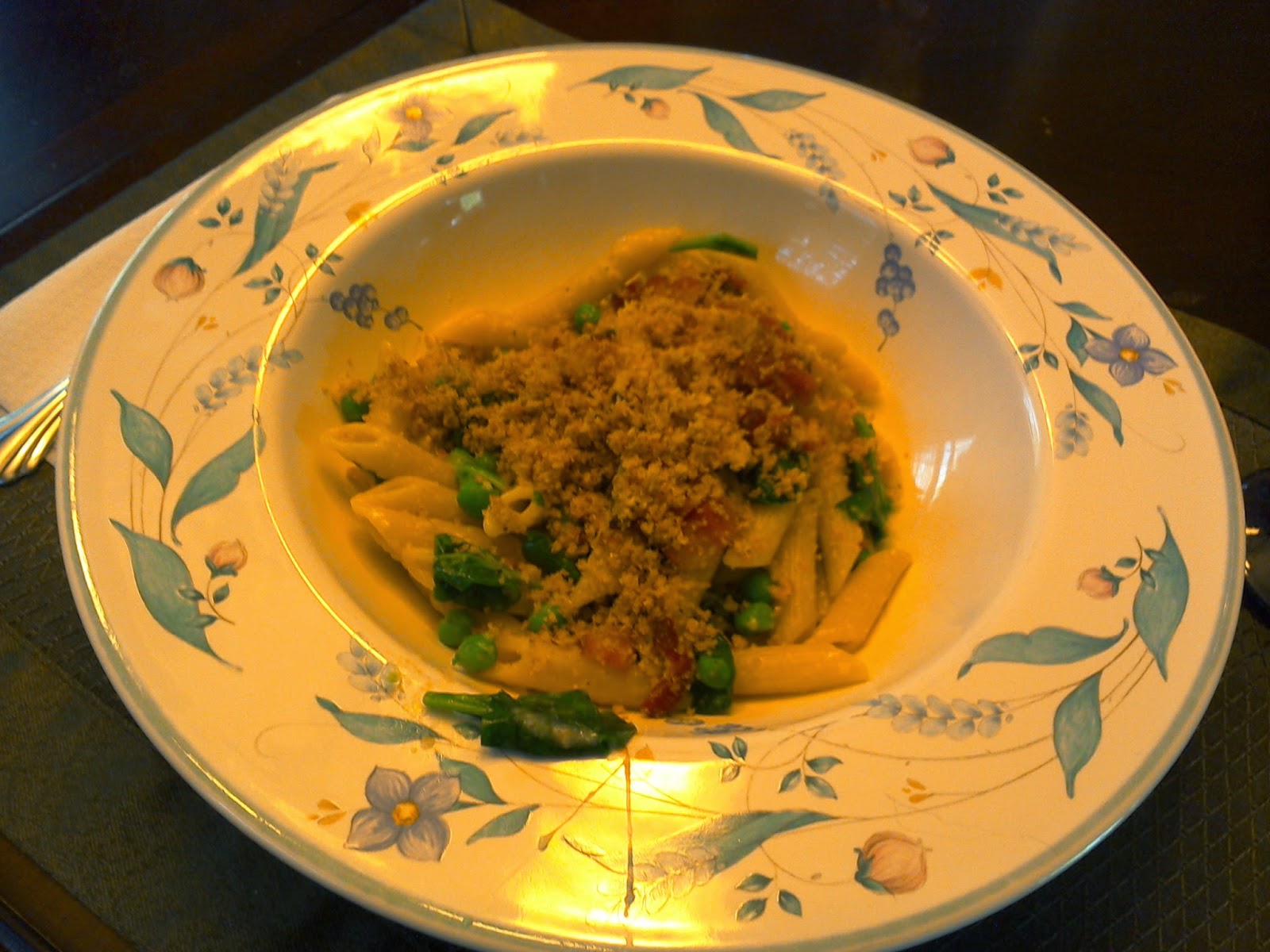 Good Food, Good Friends Recipe Blog: Pasta with Sweet Peas and Bacon ...