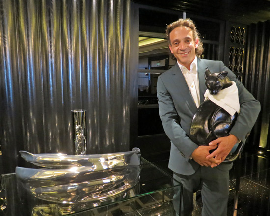 MAKING A MARK: Kaspar's at the Savoy and Jonty Hurwitz's Anamorphic Art