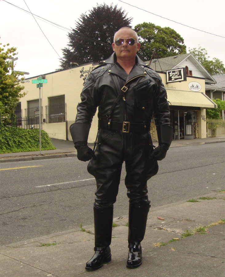 Sarge's Locker: Langlitz Leathers Shop