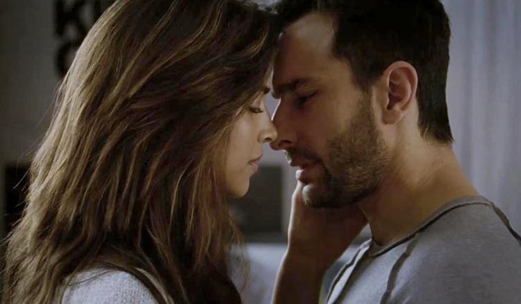 Cocktail Movie Stills - Wallwoods