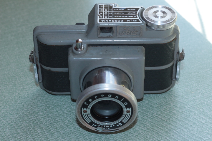 John Margetts' old camera blog.: February 2016