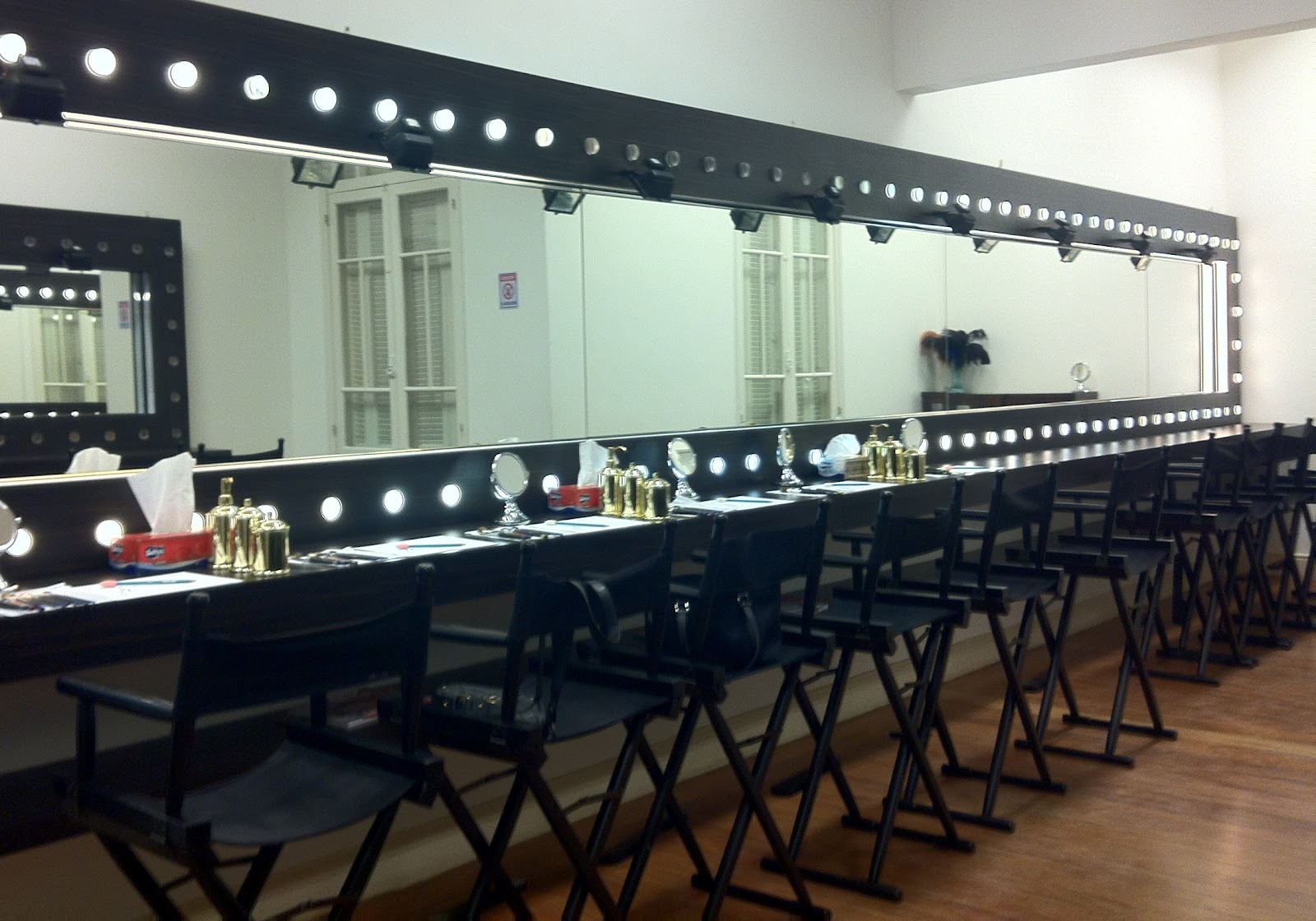 *Lush*Lush* More Beauty and Less Beast!: Liceu de Maquiagem