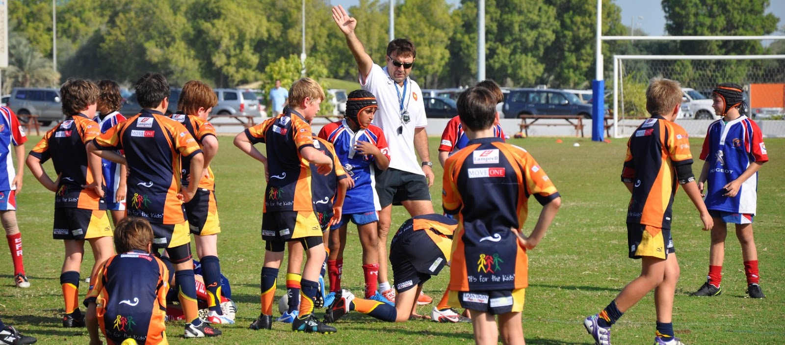(2) Sous le soleil de....: Rugby EFR Abu Dhabi contre Arabian knights