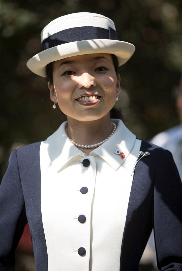 Royal Family Around the World: Japanese Princess Akiko of Mikasa in ...