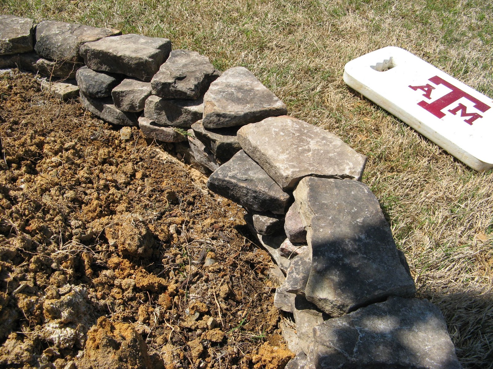 Susan Snyder: DIY STONE LANDSCAPE BORDER 2
