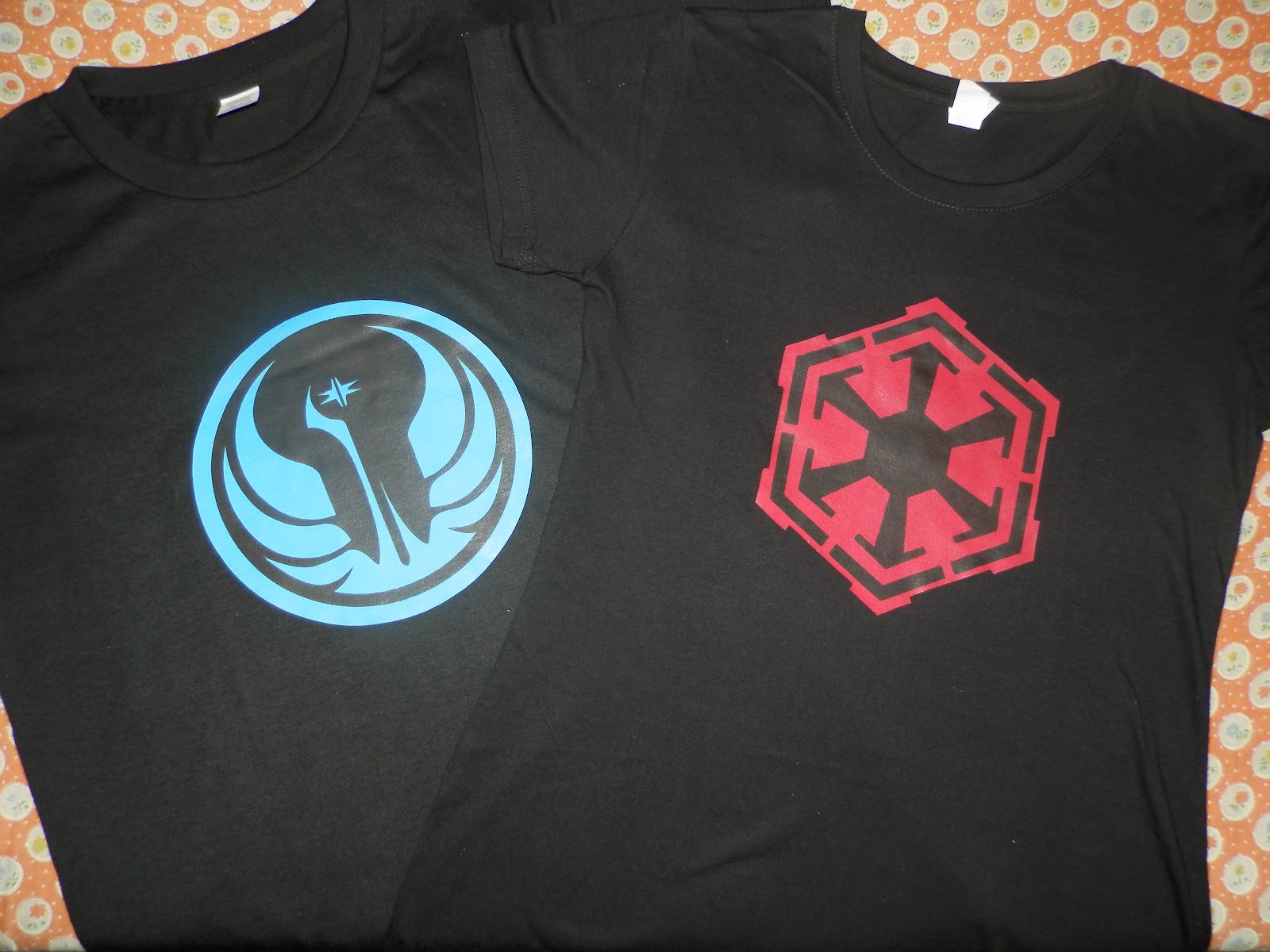 Gercee's Crib!: Star Wars: The Old Republic couple Tee's!