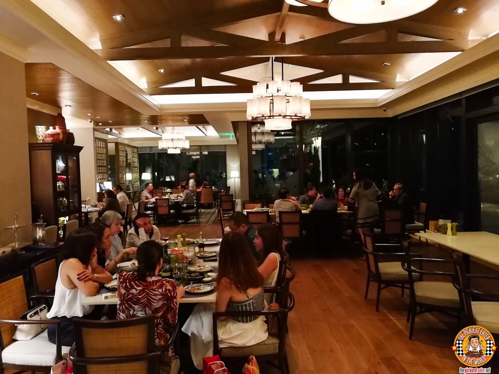 THE PICKIEST EATER IN THE WORLD: THE HOLIDAYS COMES ALIVE AT SAMBA ...