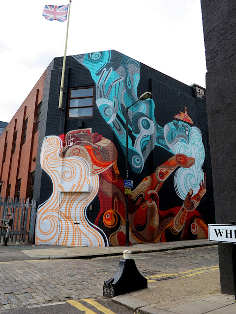 REKA New Mural In London, UK – StreetArtNews