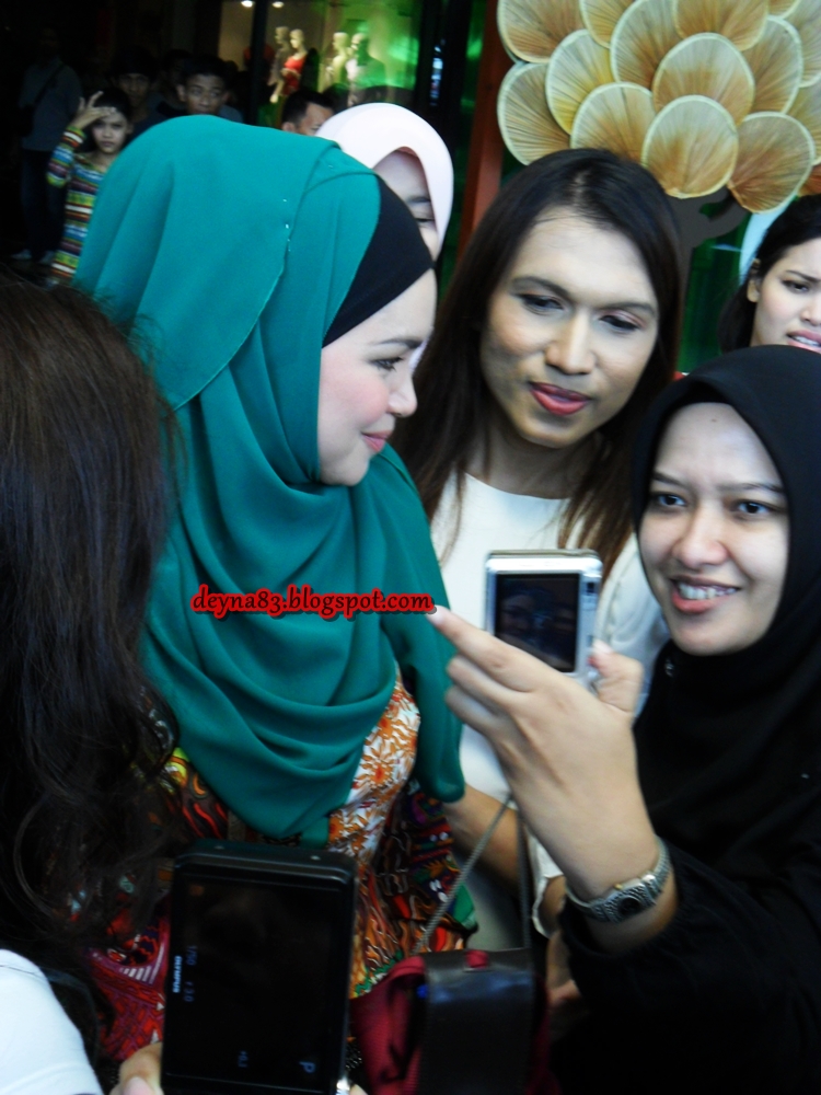 deyna83: Jumpa Siti Nurhaliza Di Aeon Wangsa Maju (Alpha Angle)-Part 4