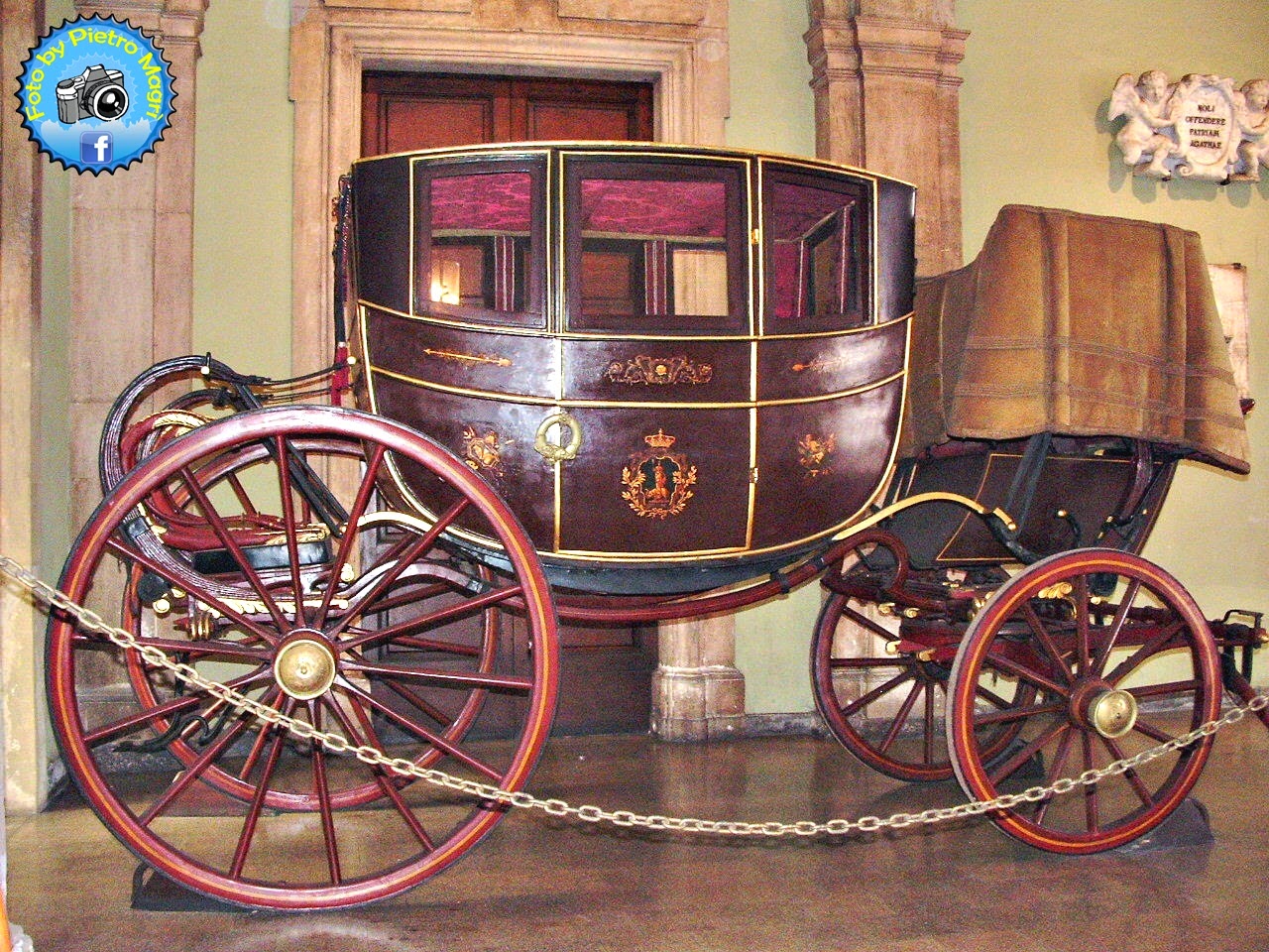 Italia in Photo : La carrozza del senato a Catania.