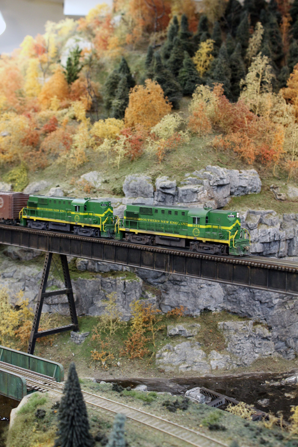 White River Division: The Fine Scale Model Railroader Layout Tour ...