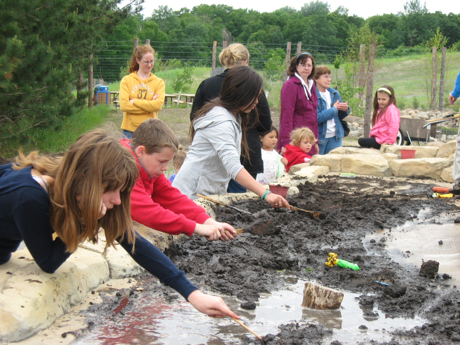 Museum Notes : Playing with ….. Mud