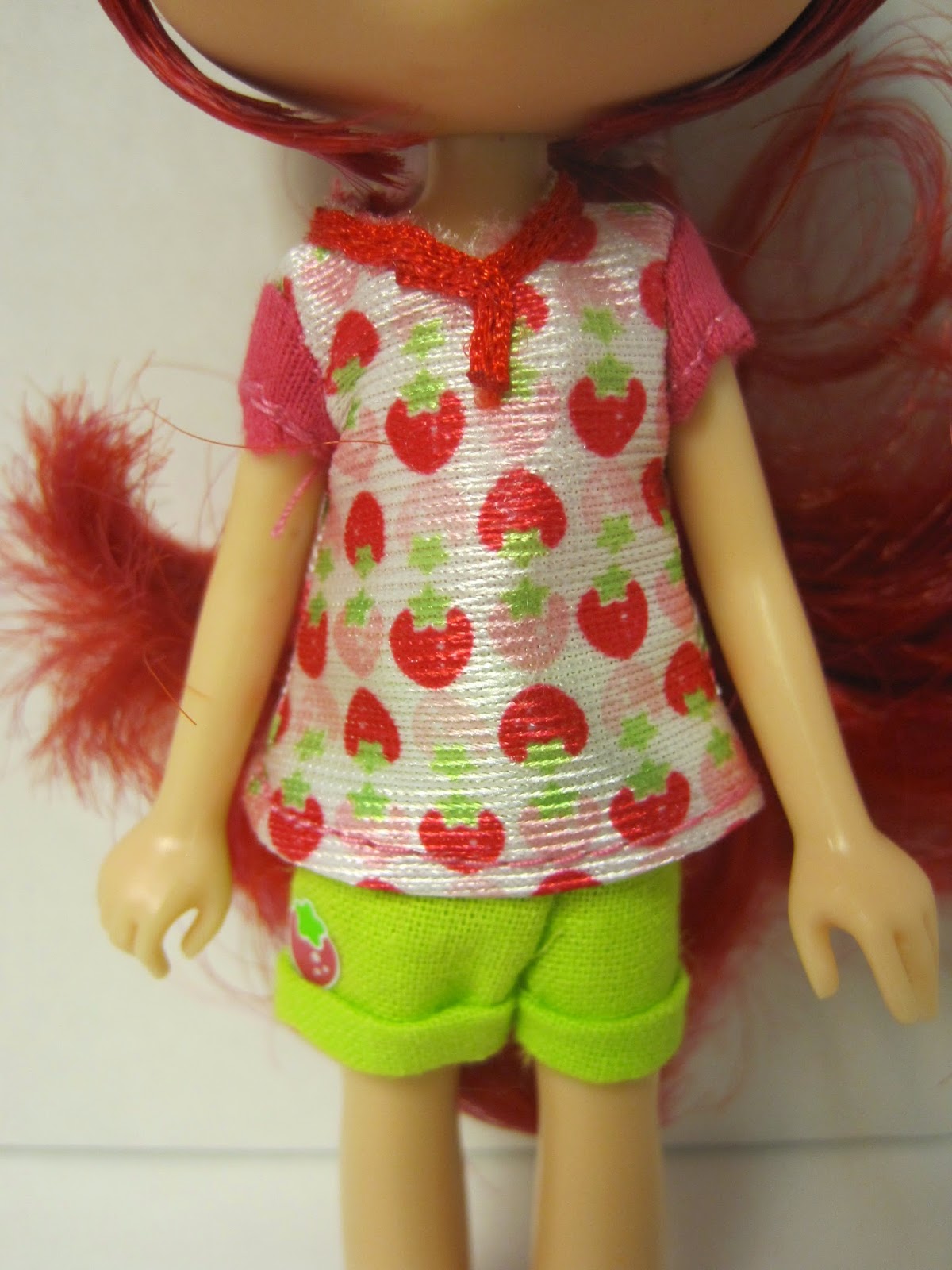 Never Grow Up: A Mom's Guide to Dolls and More: Strawberry Shortcake ...