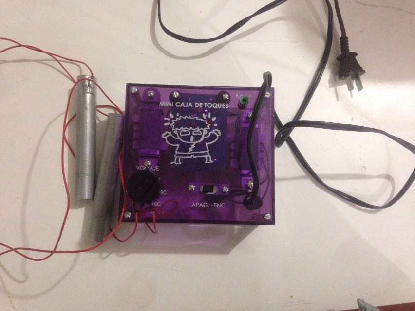 Proyecto de Física 2016 "Máquina de Toques"