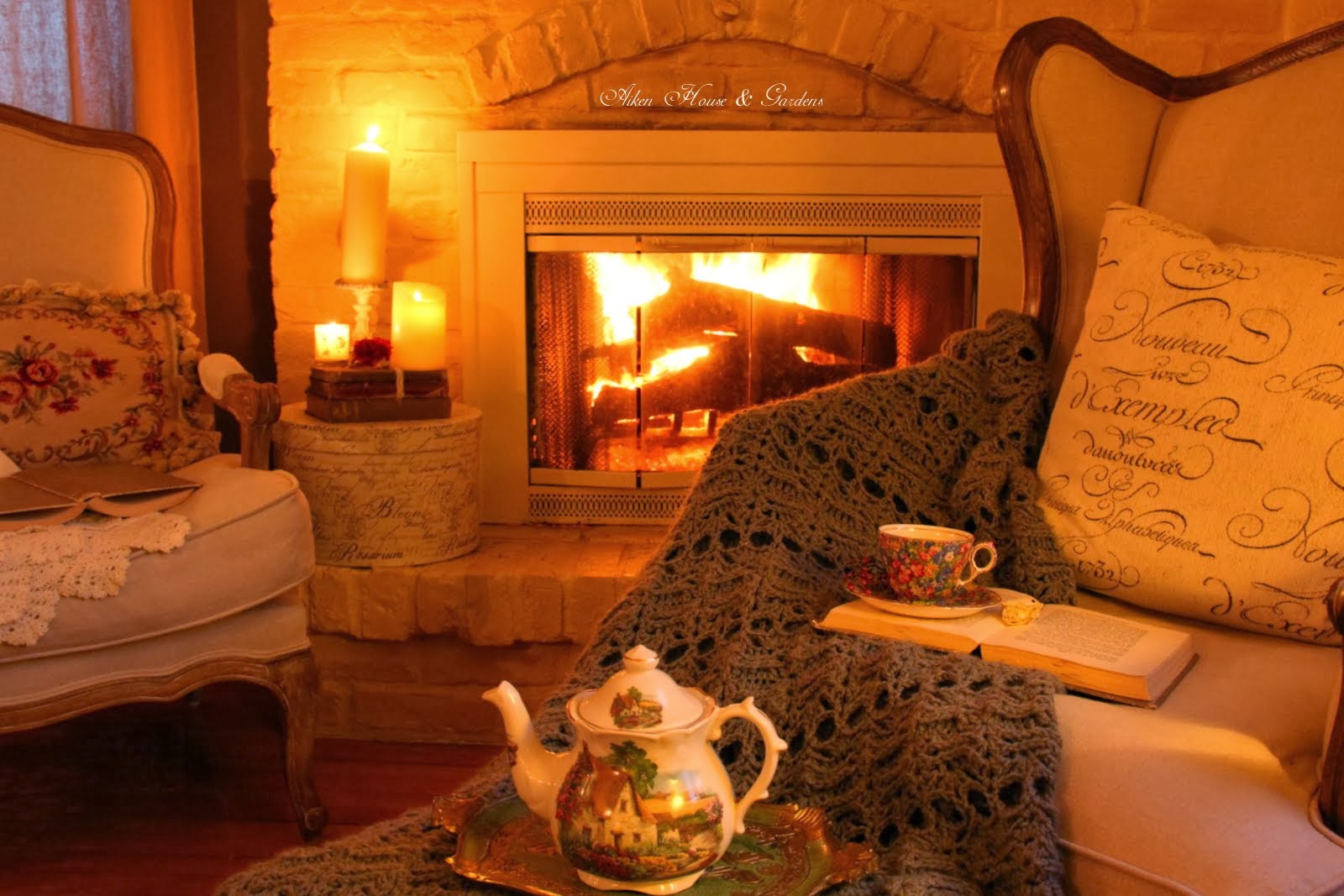 Aiken House & Gardens: Romantic Fireside Tea