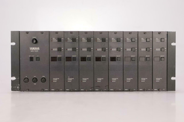 MATRIXSYNTH: Yamaha TX816 SN 1452