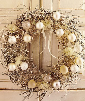 Color Outside the Lines: Love ... White Christmas Decor