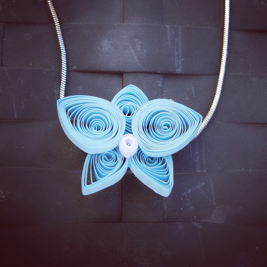 Quilling & Co. - Un Mondo di Carta-: Ciondoli quilling: Cartier or ma ...