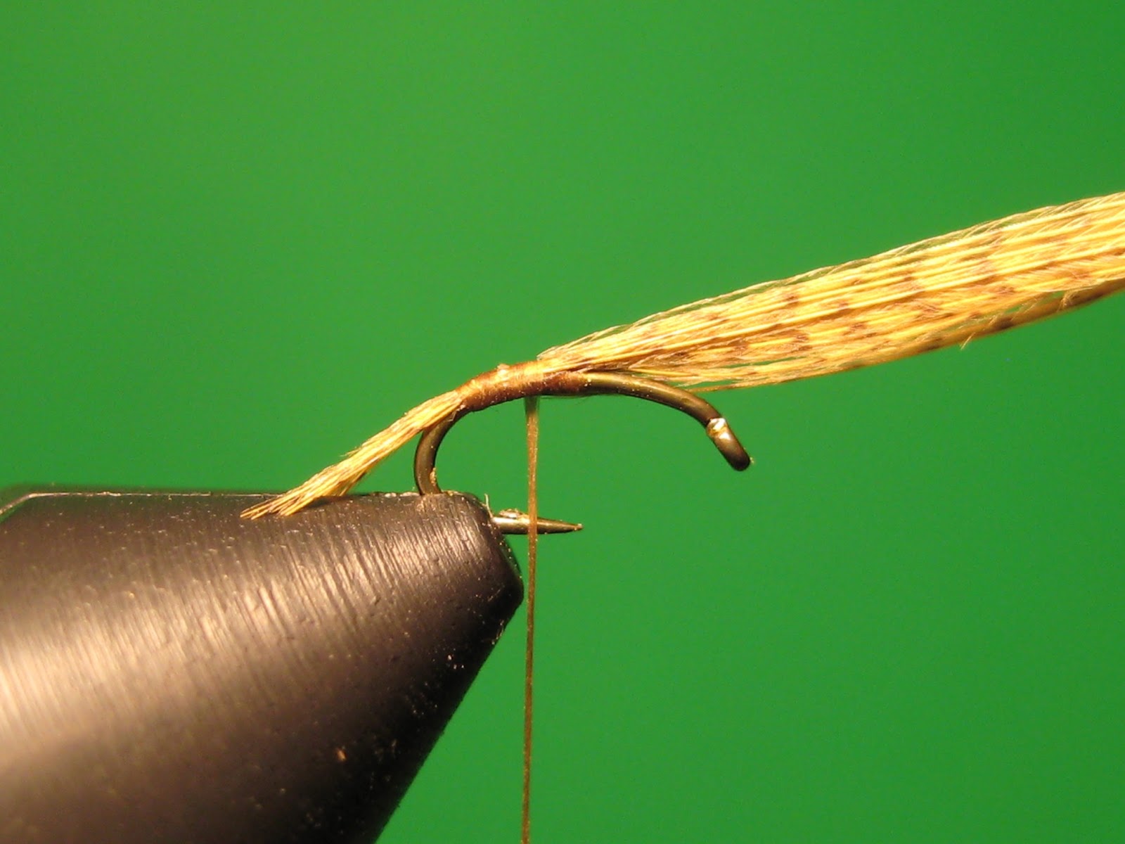 My Trout Fly: How to tie the WD-40 emerger.