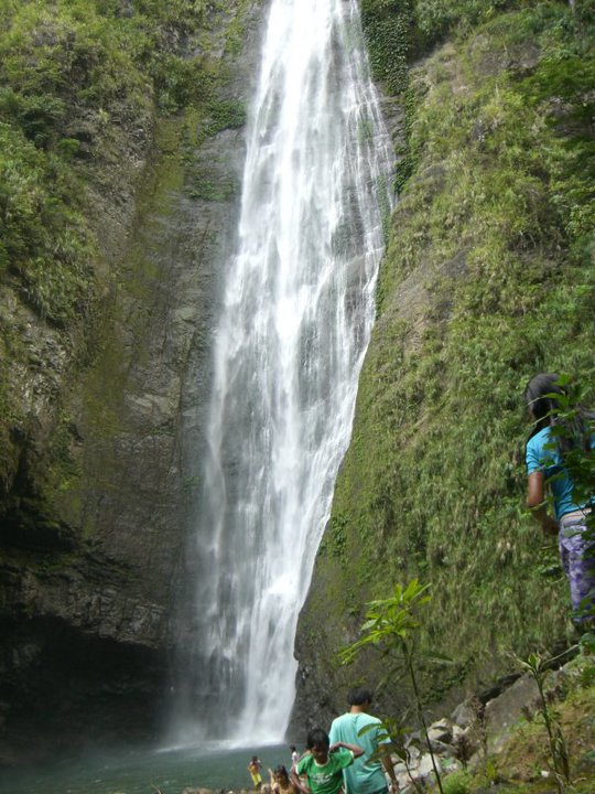 WATERFALLS IN THE PHILIPPINES: DIBULO FALLS IN ISABELA