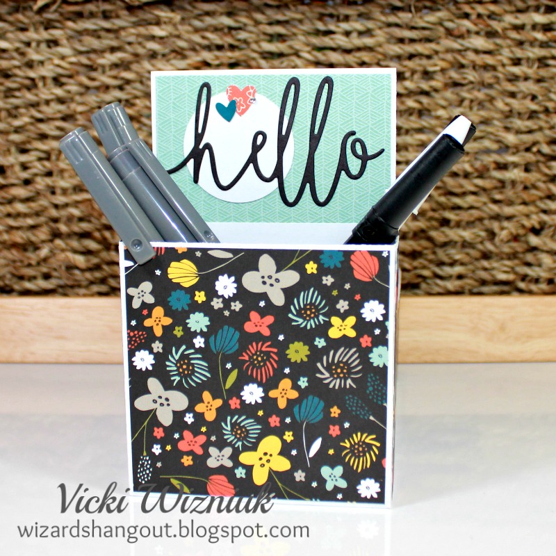 Wizard's Hangout: This & That Post It Note and Pen Holder