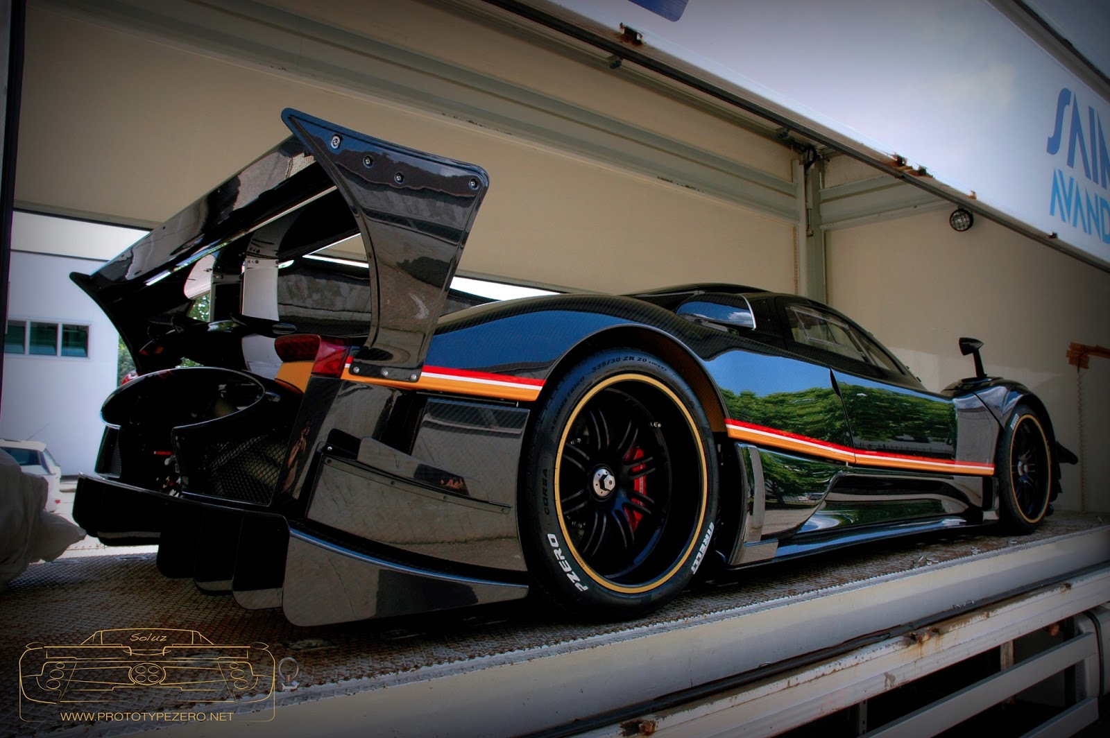 Prototype 0: Pagani Zonda R Revoluciòn 1 of 5 Revealed!
