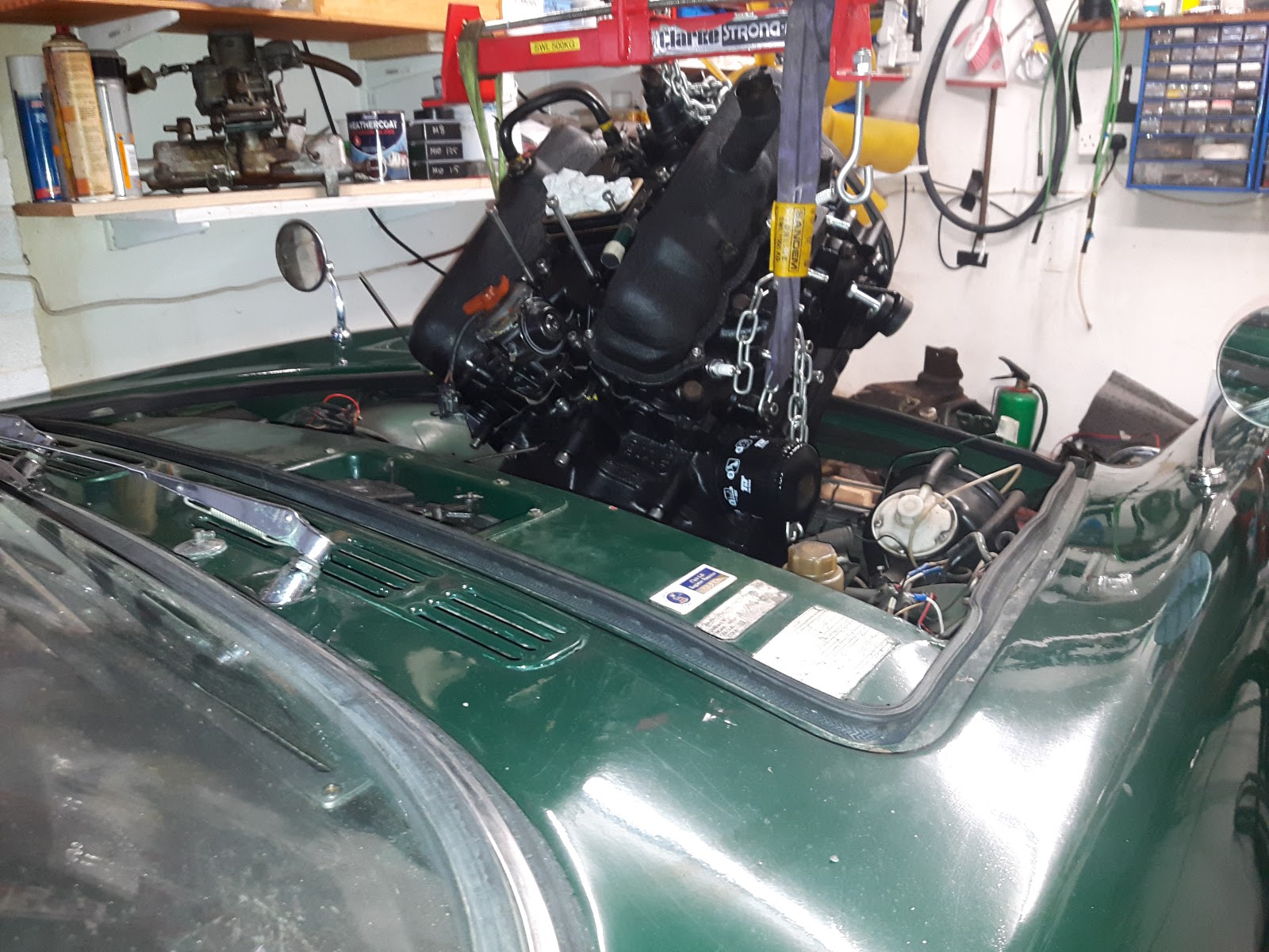 Sunbeam Alpine Series 3 conversion to V6 2.8: Engine swap (part two)