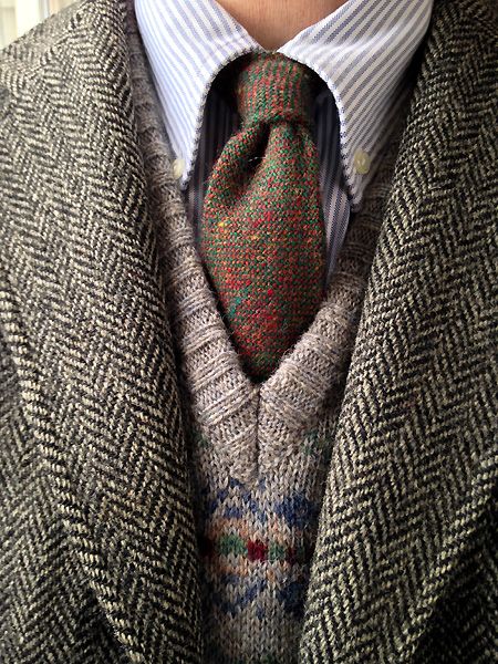 "Tweedland" The Gentlemen's club: TWEED ... MORE ... TWEED ...