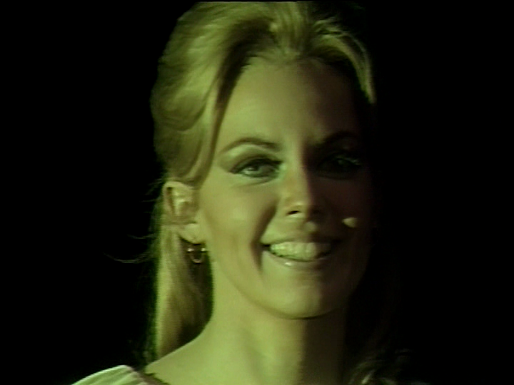 Shadows on the Wall: An Online Dark Shadows Fanzine: The Many Moods of ...