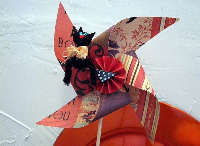 Clover House: Halloween Pinwheel How To