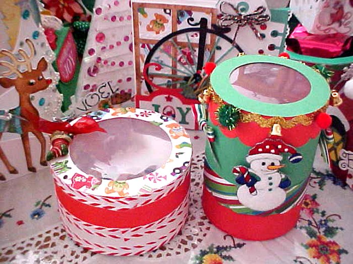 Paper Craft Creations: December Gifts Adorable Christmas Cylinder boxes
