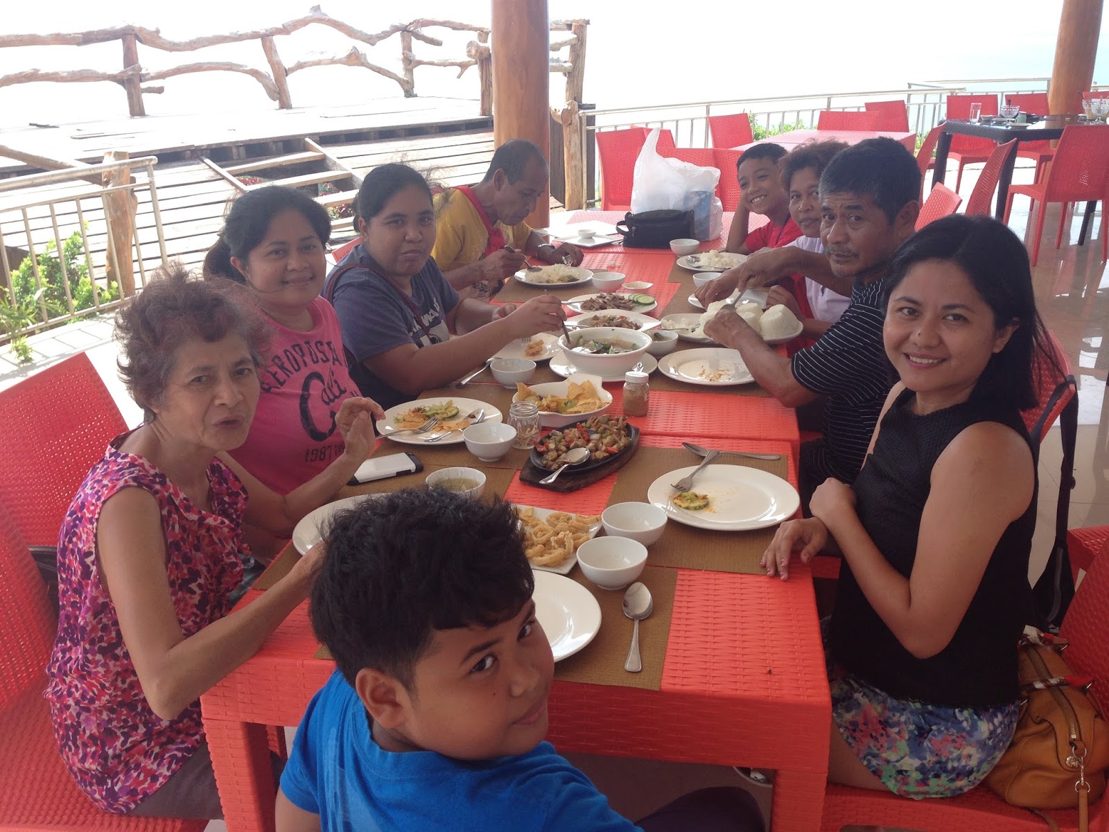 A Taste of Larena’s Triad Restaurant in Siquijor for Lunch