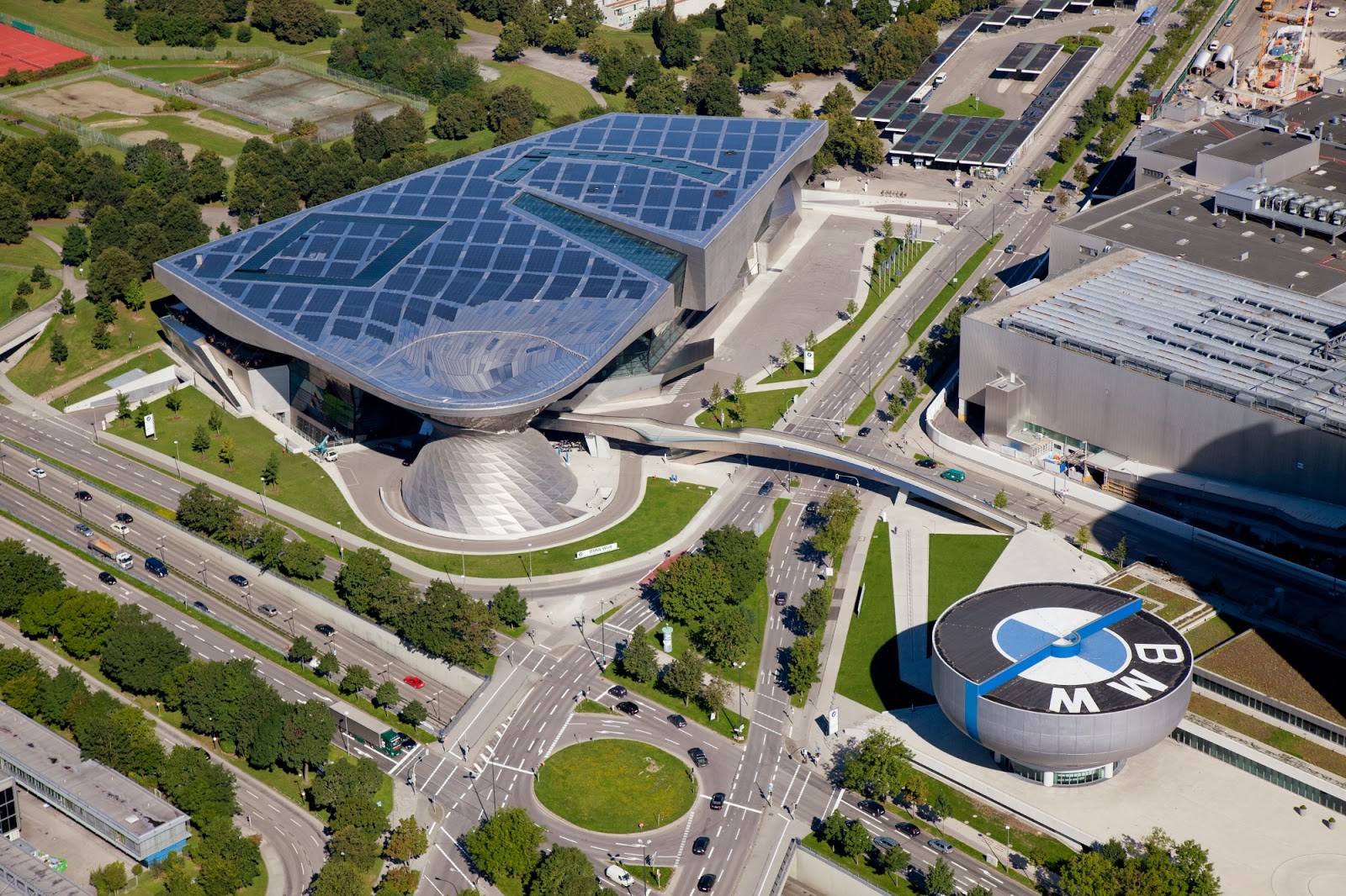 Information Dose: BMW Welt & BMW Museum in Munich