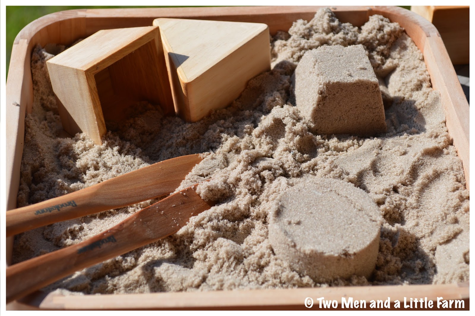 Two Men and a Little Farm: DESKTOP SANDBOX TRASH TO TREASURE FIND