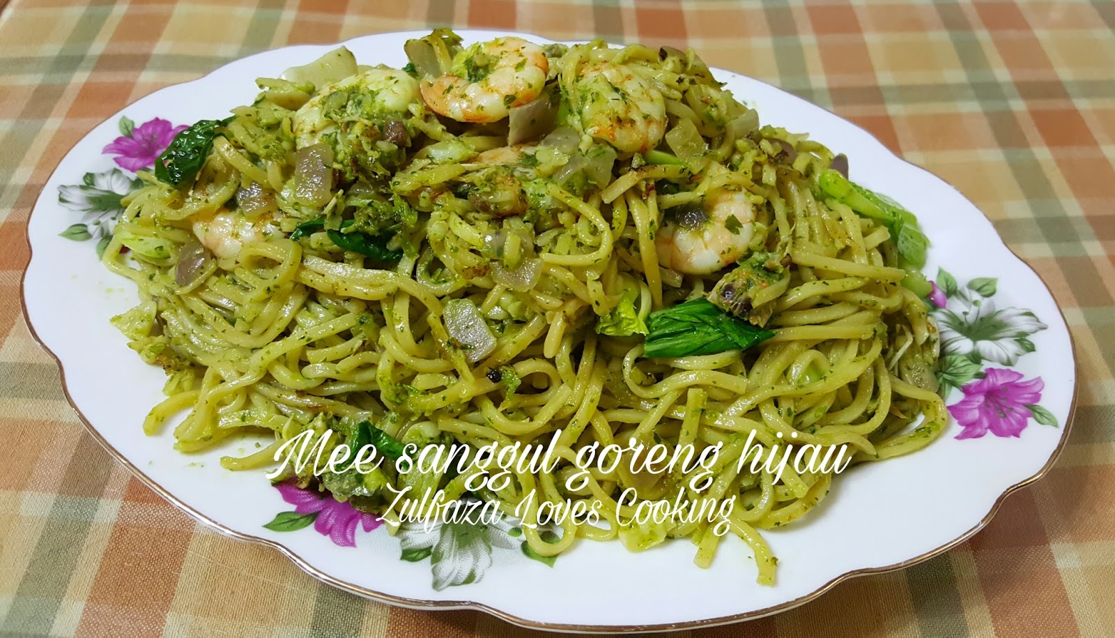 ZULFAZA LOVES COOKING: Mee goreng hijau