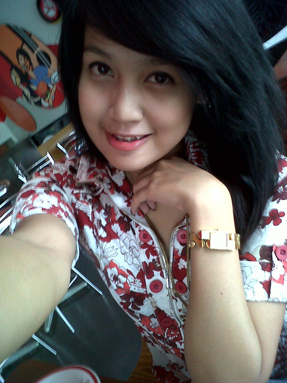 Profil Penyanyi Suliyana Banyuwangi - SEMANGGI