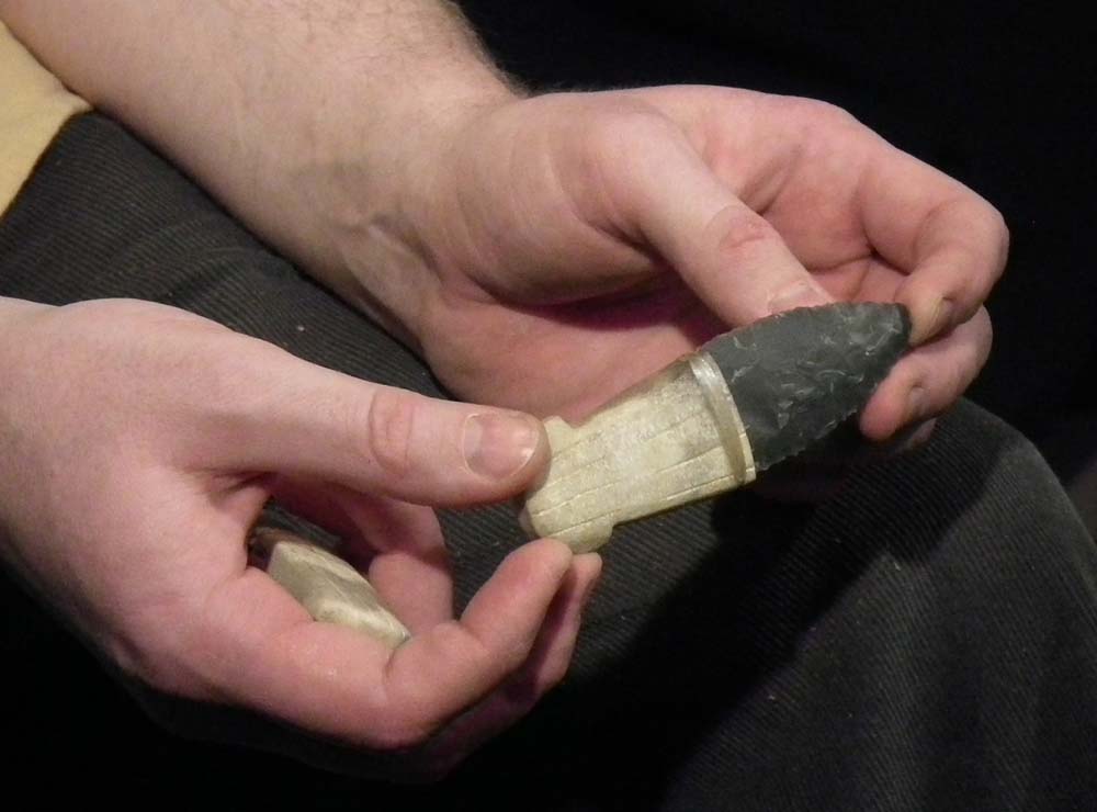 Elfshot: Knapping a Dorset Palaeoeskimo Knife; A Photo Essay