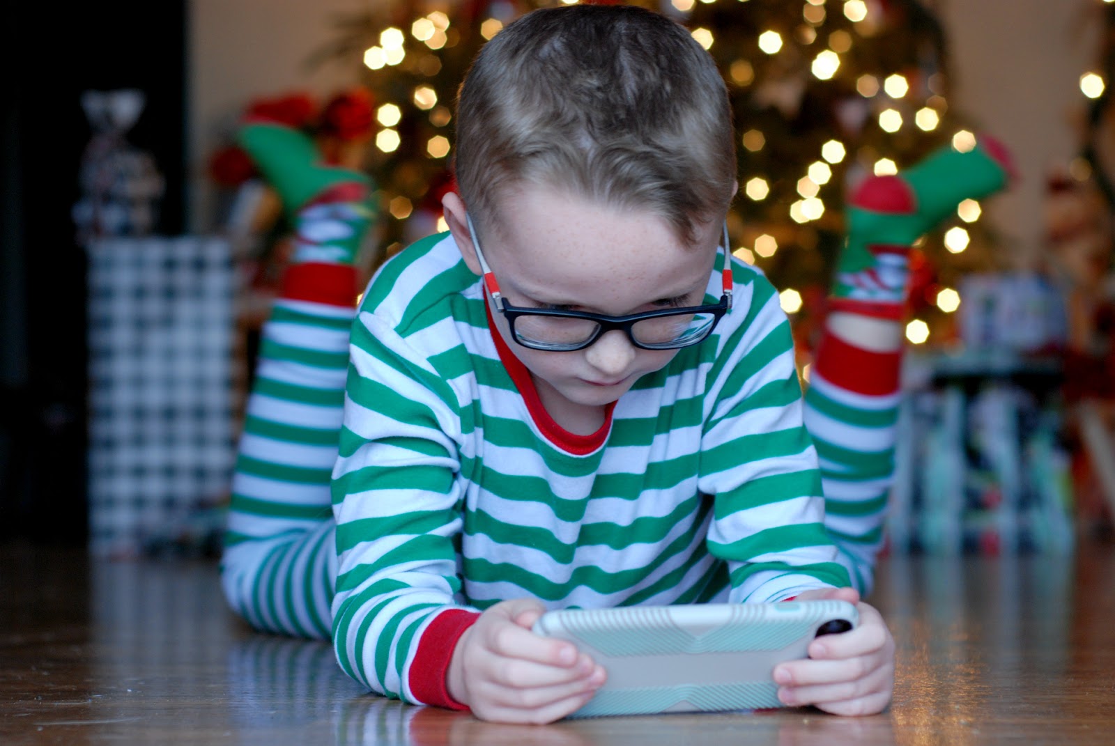 {Making Christmas magical with PNP // Portable North Pole} - HALL ...